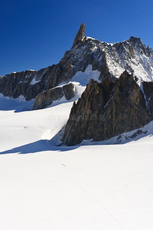Dent du Geant - Mont Blanc stock image. Image of glace - 21128453