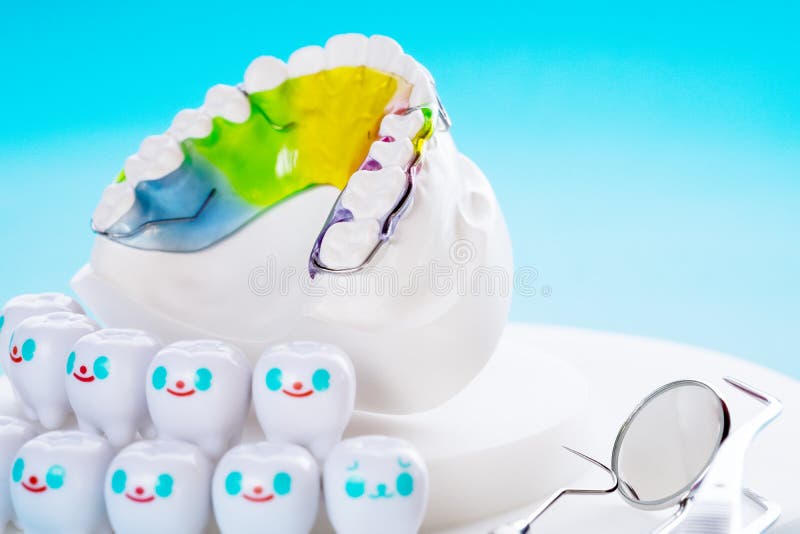 Dental Retainer Orthodontic Appliance. Stock Image - Image of treatment ...