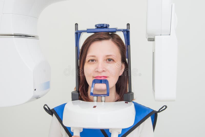 Dentist Taking a Panoramic Digital X-ray of a Patients Teeth Stock ...