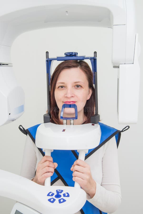 Dentist Taking a Panoramic Digital X-ray of a Patients Teeth Stock ...
