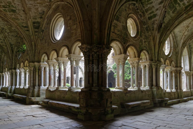Dentro De Una Celda De Monje En El Museo Del Monasterio Grande ...