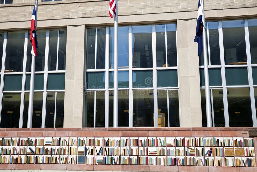 Denver Public Library Building Editorial Image - Image of book, flag ...