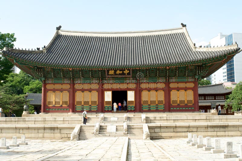 Deoksugung Palace in Seoul editorial image. Image of history - 76983620