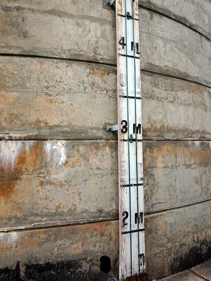 Water Depth Gauge stock image. Image of measure, dock - 25775581