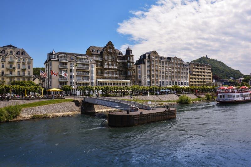 Der Fluss Rhein, Bonn, Deutschland Redaktionelles Bild - Bild von stadt ...