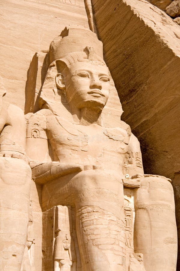 Tempel Des Pharaos Ramses II in Abu Simbel, Ägypten Stockbild - Bild ... Tempel Des Pharaos Ramses II in Abu Simbel, Ägypten Stockbild - Bild ...