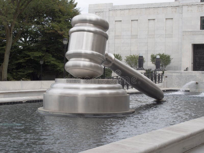 Der Hammer Front Side View stockfoto. Bild von geschäft - 61312504