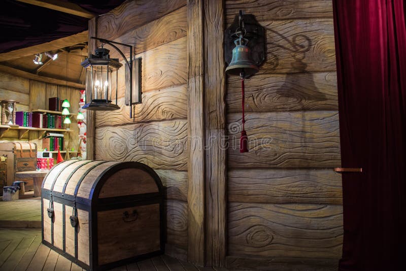 Der Kasten am Wohnsitz Von Santa Claus Mit Einer Glocke Redaktionelles ...