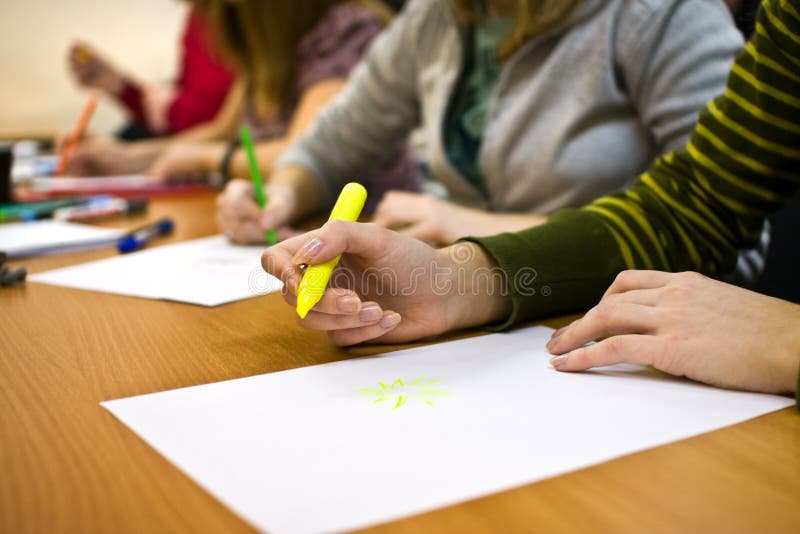 An der Lektion stockfoto. Bild von wissen, klassenzimmer - 4546360