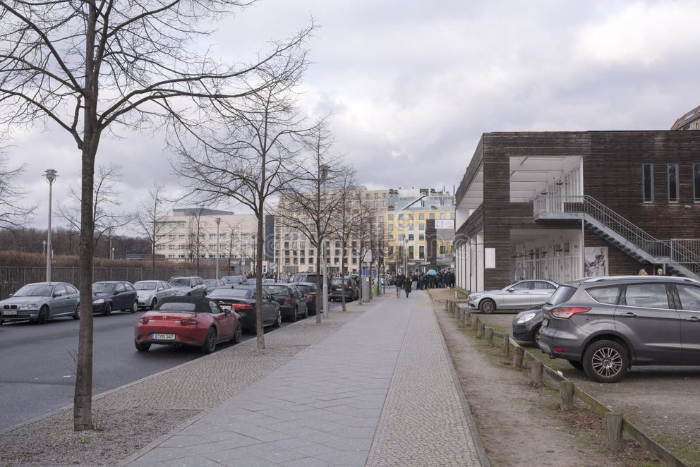 Der Platz, in Dem Hitler-` S Bunker War Redaktionelles Stockbild - Bild ...