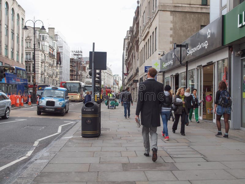 Der Strang, London redaktionelles bild. Bild von frau - 34807015