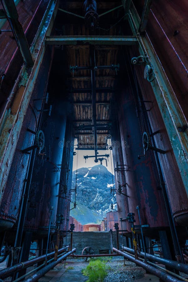 Derelict Factory And Office Building Stock Photo - Image of soil, decay ...