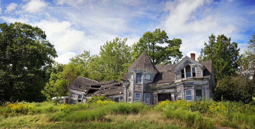 231 Abandoned Derelict Falling Down House Stock Photos - Free & Royalty ...