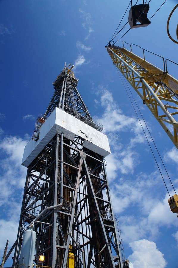Oil Company Worker on the Well Stock Image - Image of controls, fossil ...