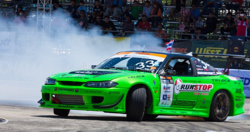 Deriva Compittition foto editorial. Imagen de diapositiva - 32242736