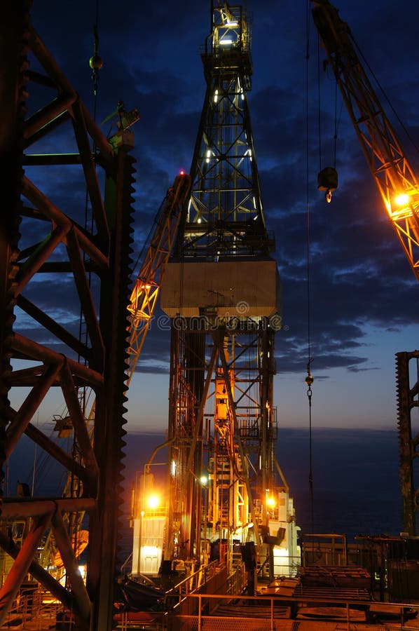 Jack Up Drilling Rig &Oil Rig& At Twilight Time - Free Photo from ...