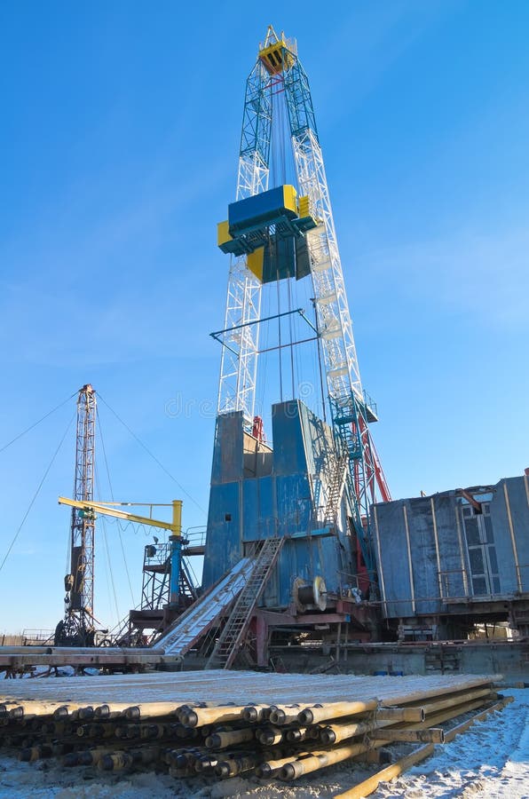 Derrick. Oil Well Drilling. Stock Image - Image of hydrocarbon, bore ...