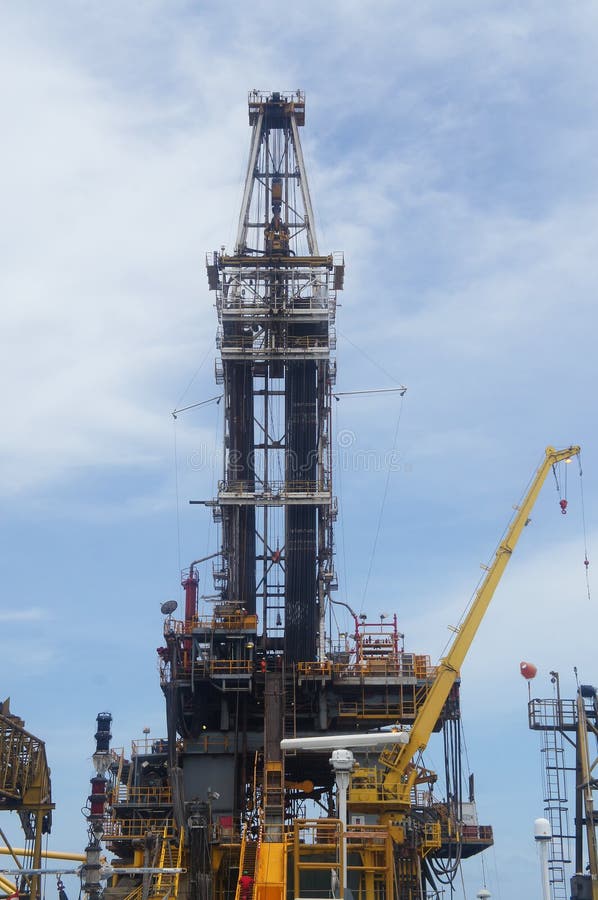 Derrick of Offshore Jack Up Drilling Rig Stock Image - Image of ...