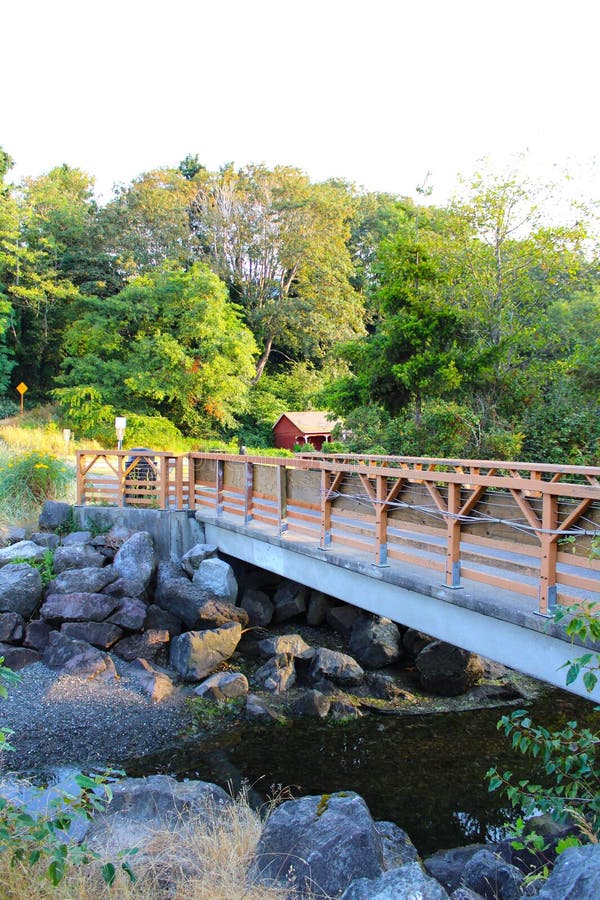 Des Moines Washington Park Landscape Stock Image - Image of path ...