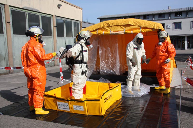 4,691 Descontaminación Fotos de stock - Fotos libres de regalías de ...