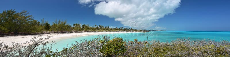 A Beach of Little Exuma, Bahamas Stock Image - Image of calm, panoramic ...
