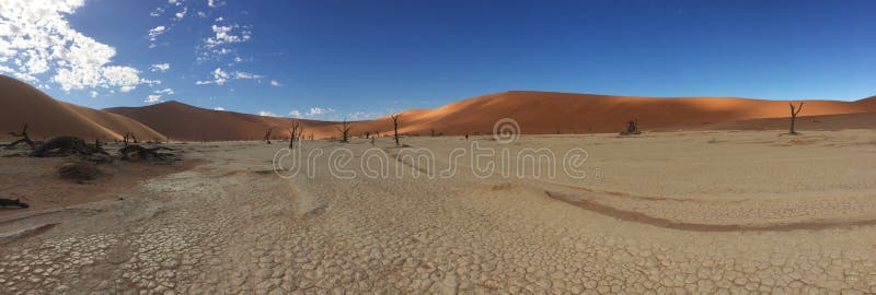 Desert, Erg, Aeolian Landform, Singing Sand Picture. Image: 132949359