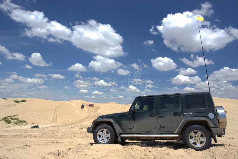 4x4 in desert stock image. Image of shadow, climate, arid - 41070813