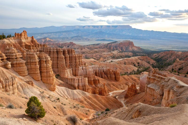 Desert Sandstone Formations and Landscape Stock Illustration ...