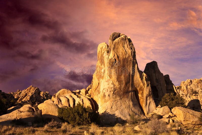 Mojave Desert Rock Formations Stock Image - Image of beautiful, plant ...