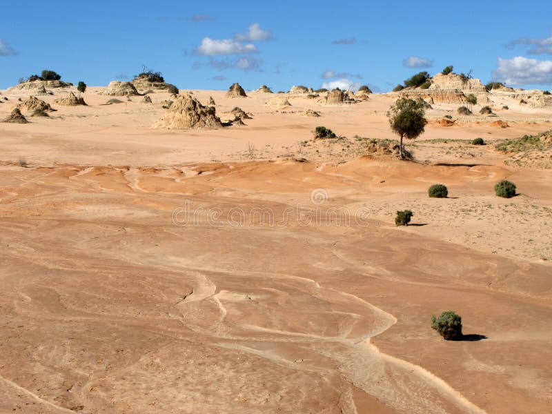 Desert ,Willandra Lakes National Park, Australia Stock Photo - Image of ...