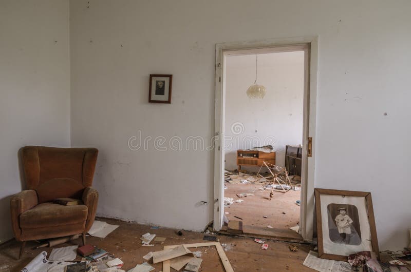 Deserted Room with Armchairs Editorial Stock Image - Image of history ...