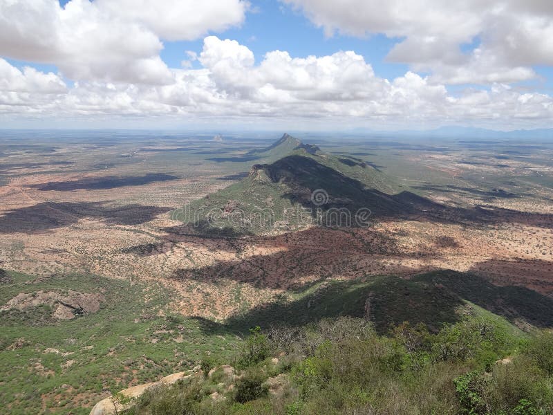 Deserto semiarido immagine stock. Immagine di paesaggi - 42582683