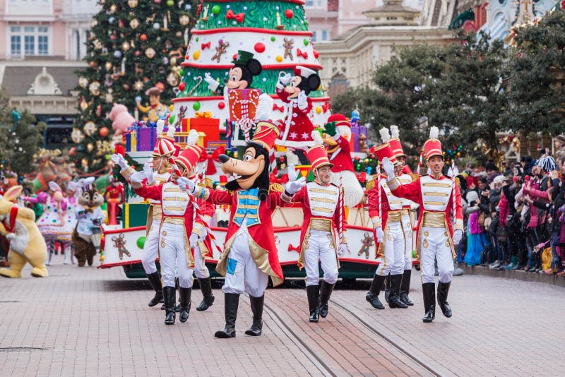 Desfile De La Navidad De Disney Foto de archivo editorial - Imagen de ...