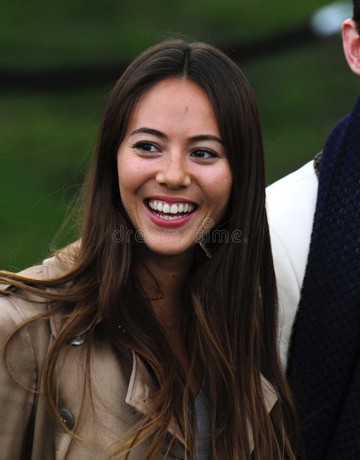 Desfile De Moda, Jessica Michibata Imagen de archivo editorial - Imagen ...