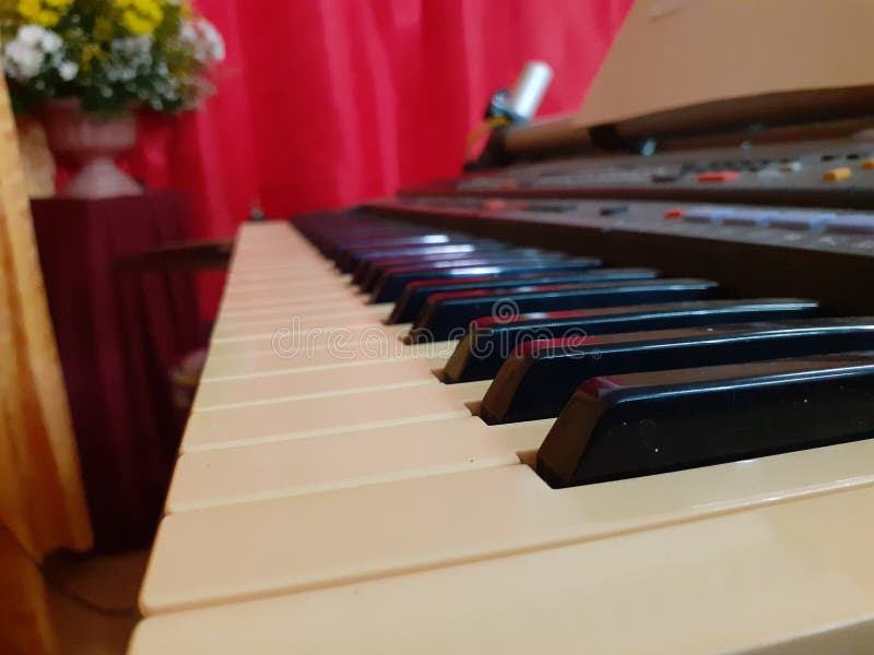 The Design of Advanced Electronic Organ Keyboard Stock Photo - Image of ...