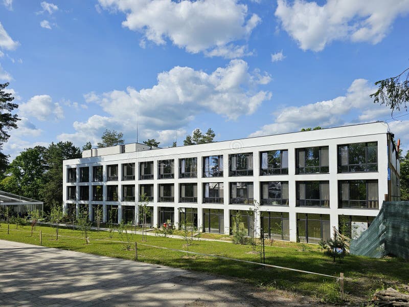 Design Facade Modern Hotel Type Building Rectangular White ...