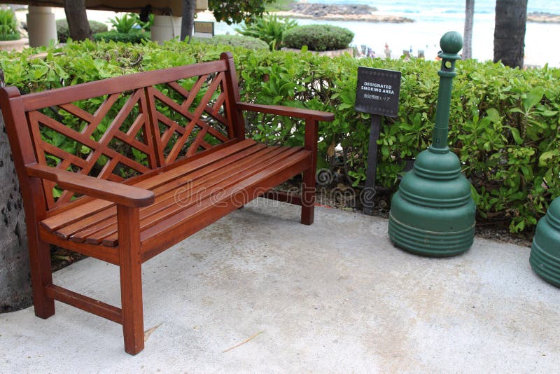 Outdoor Cigarette Stand Ashtray Stock Photos - Free & Royalty-Free ...