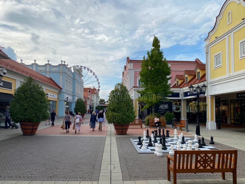 Designer Outlet Parndorf, Designer-Outlet-Straße 1, Parndorf, Austria ...