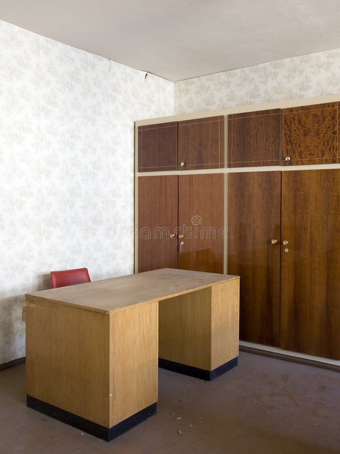 Desk in an empty office stock photo. Image of workplace - 39101412