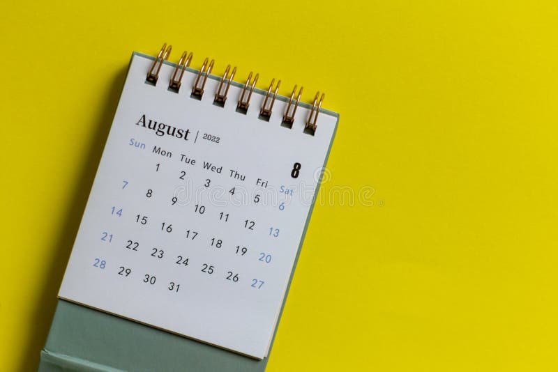Desktop Mini Calendar for August 2022 on the Table Stock Photo - Image ...