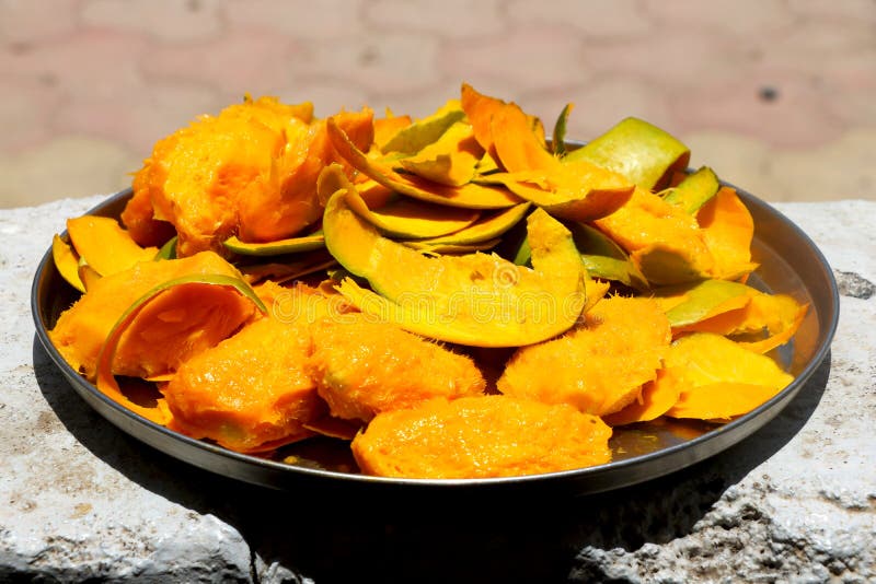 Desperdicios De Mango Con Mango Foto de archivo - Imagen de delicioso ...