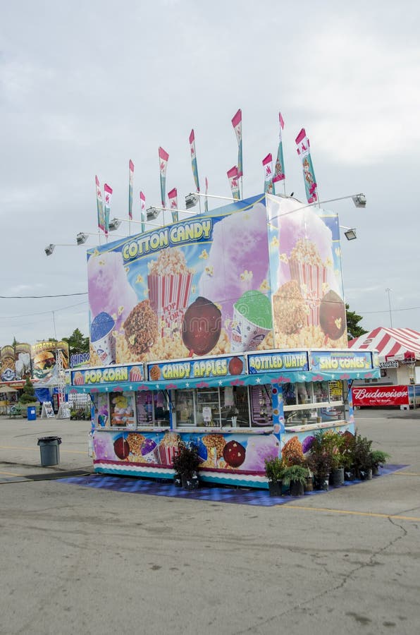 Dessert fair food stand editorial image. Image of state - 44577360