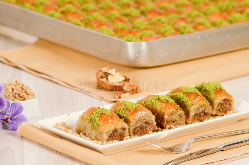 Dessert Turc De Cuisine Turque Baklava Photo stock - Image du bâton ...