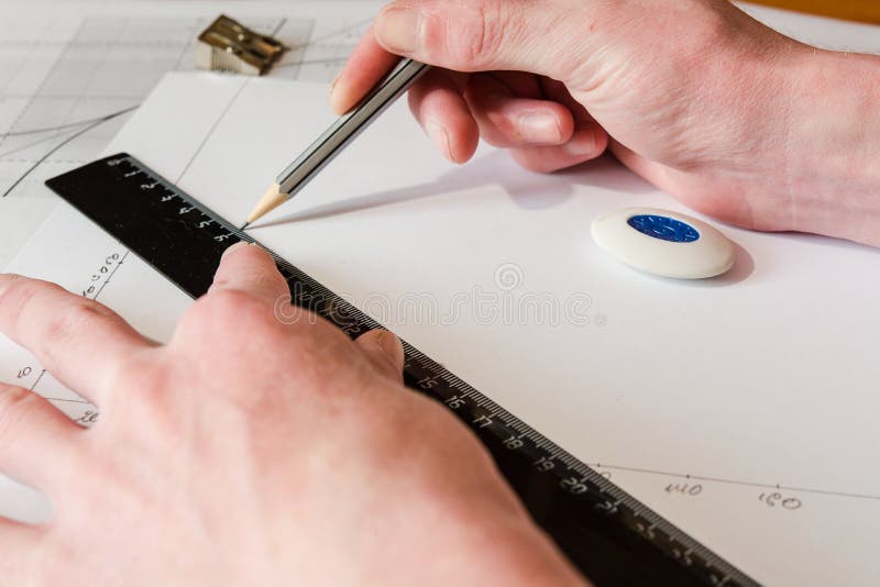 Dessin, projet photo stock. Image du modèle, bureau, foncé - 82688382