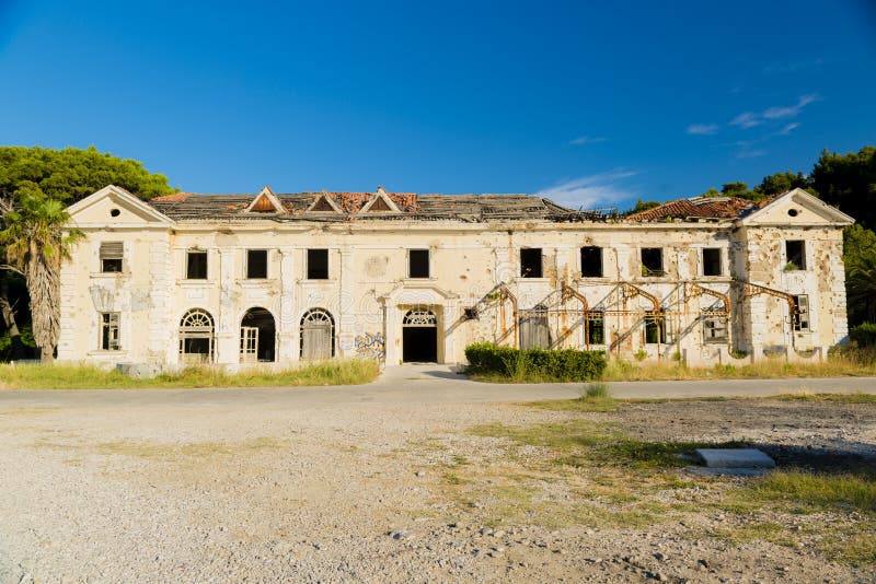 Destroyed abandoned hotel stock photo. Image of neglect - 25781590