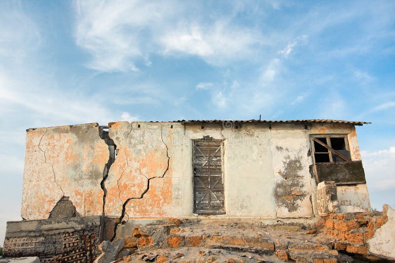 Destroyed building stock image. Image of distraction - 12462557