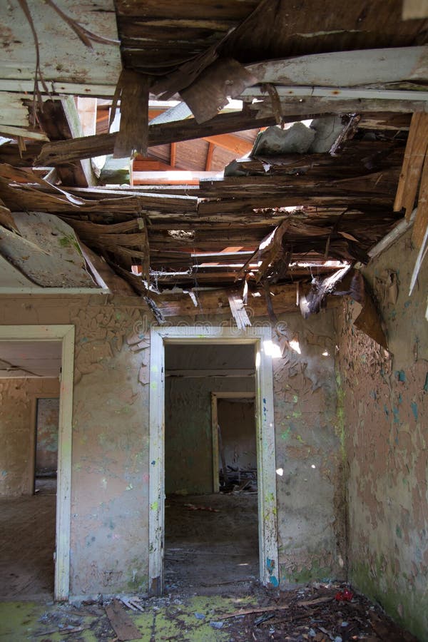 Destroyed Building Interior Stock Photo - Image of ceiling, obsolete ...