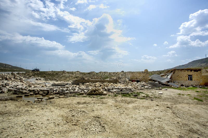 Destroyed Building - Rubble Stock Photo - Image of empty, dust: 69654924