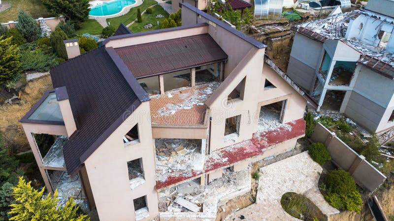 The Destroyed Luxury House after the Earthquake Stock Photo - Image of ...