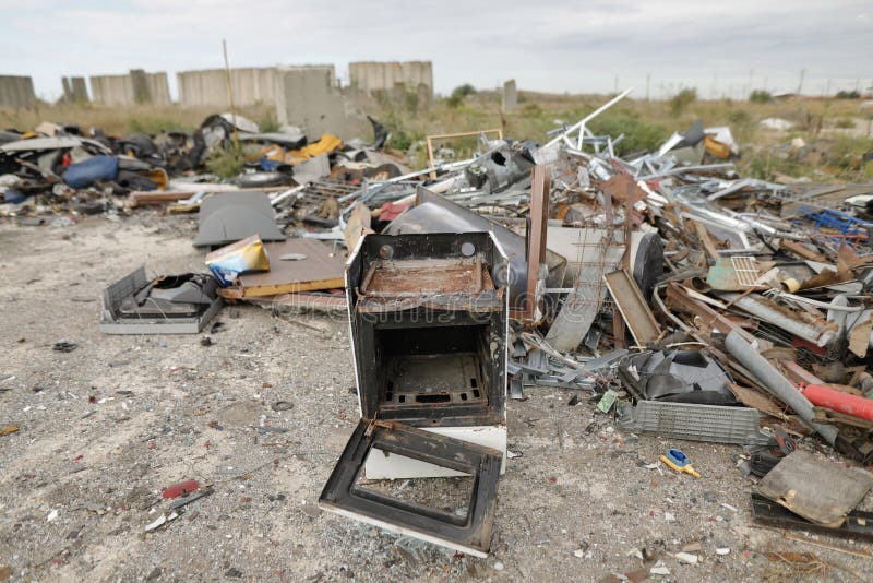 Destroyed Oven in a Scrap Yard Editorial Photo - Image of iron, rusty ...